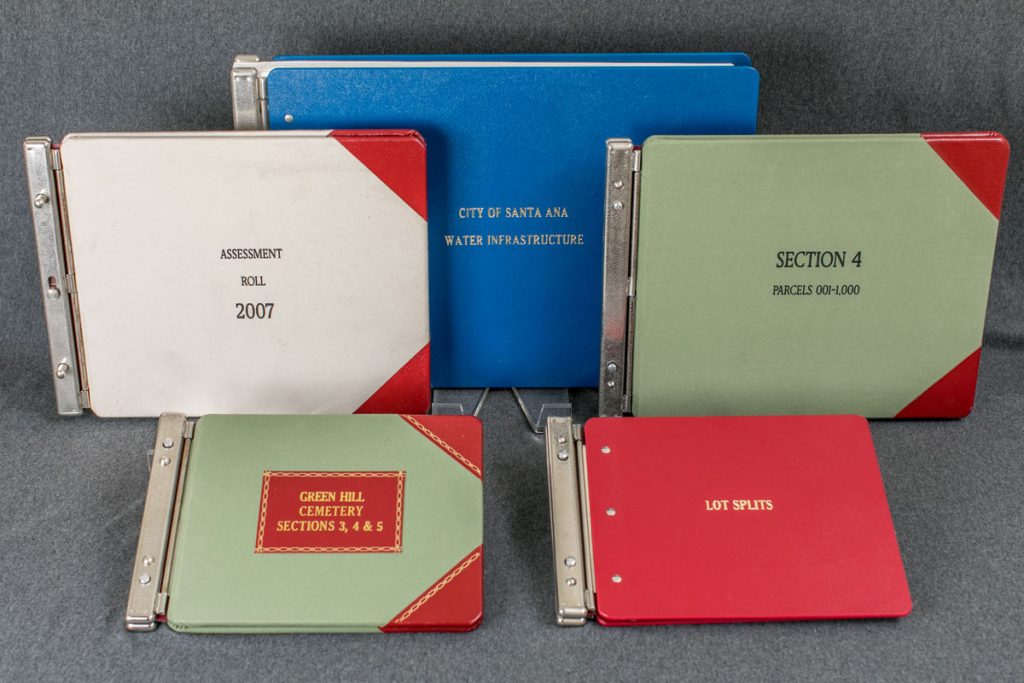 Sectional Post and Plat Binders with INDESTRUCTO Heavy Duty Covers